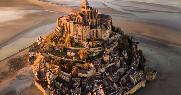 10 Photographs That Look Out-of-This-World | World Photography Organisation